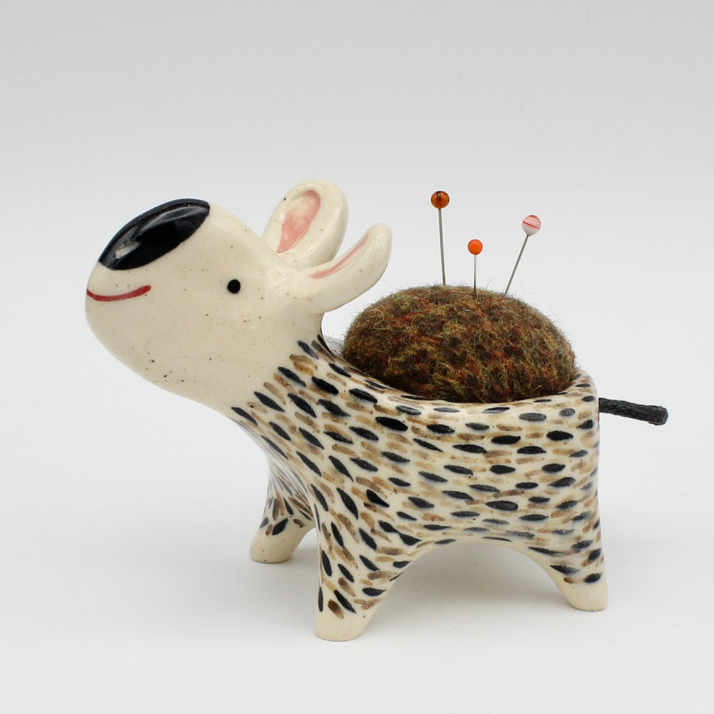 Sidekick Pincushion – Fish Museum and Circus