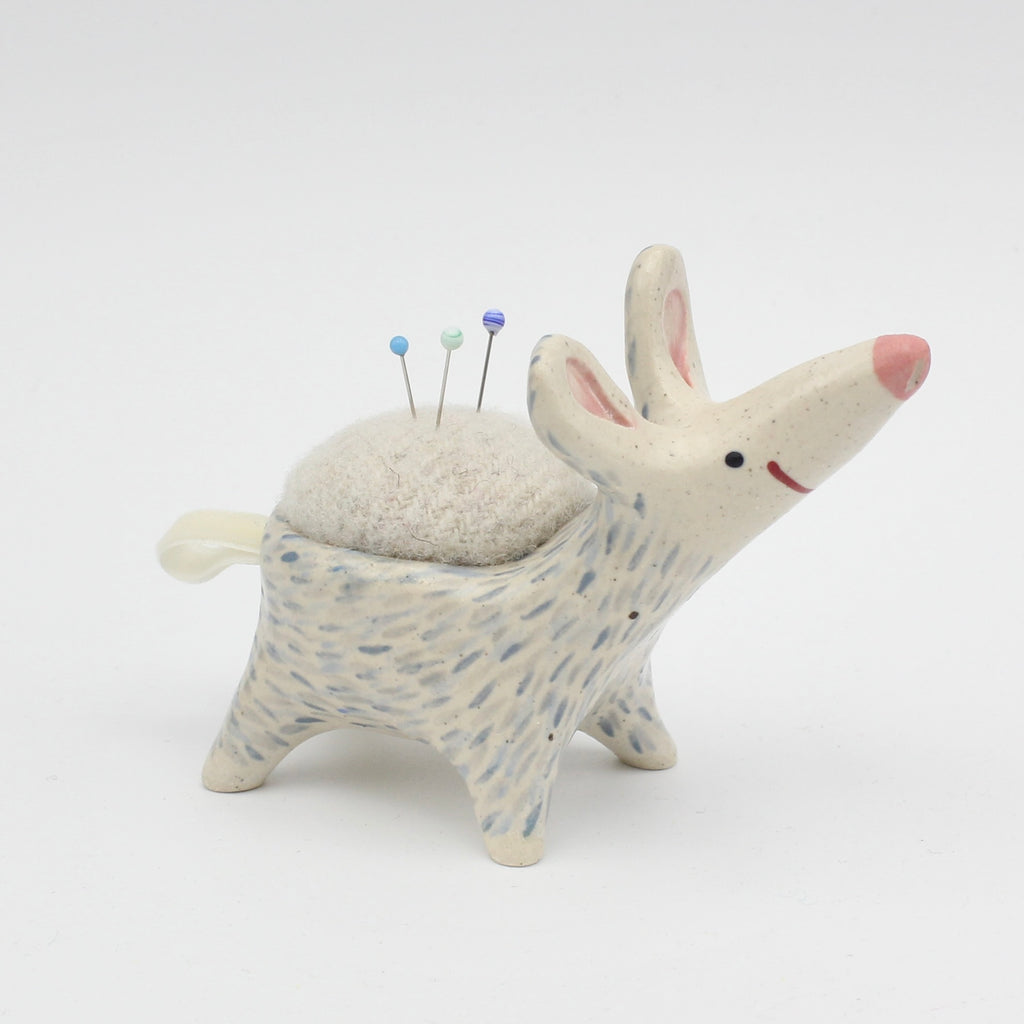 Sidekick Pincushion – Fish Museum and Circus