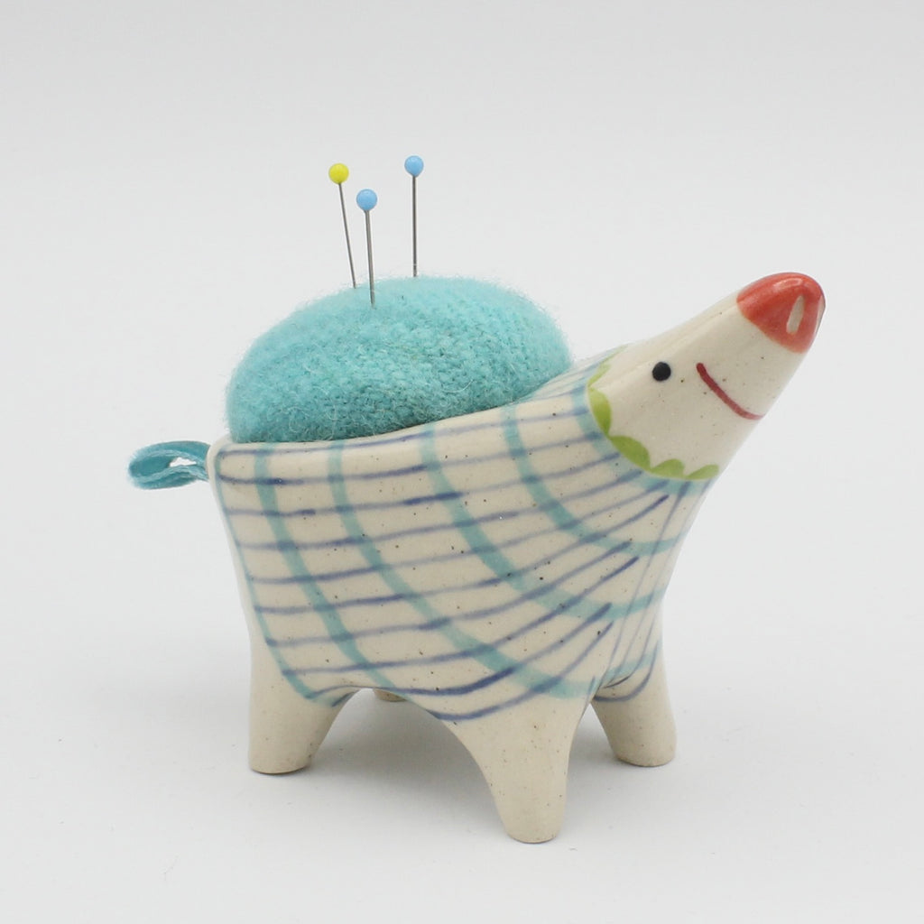 Sidekick Pincushion – Fish Museum and Circus