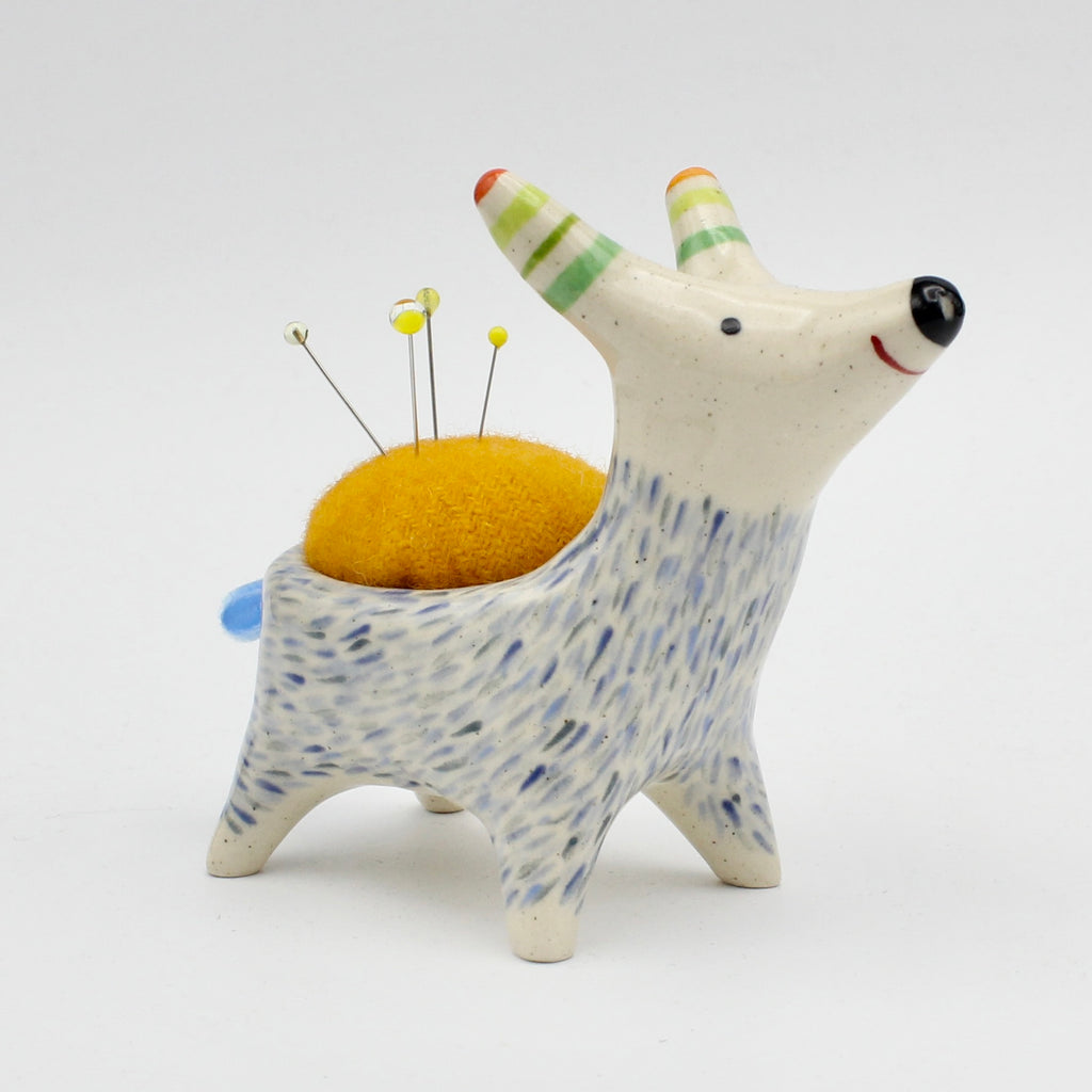 Sidekick Pincushion – Fish Museum and Circus