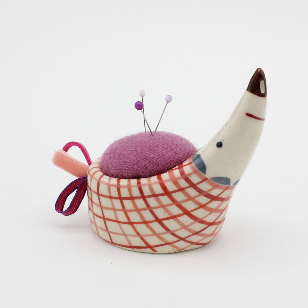Sidekick Pincushion – Fish Museum and Circus