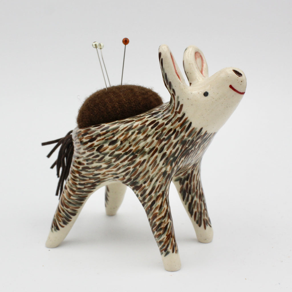 Sidekick Pincushion – Fish Museum and Circus