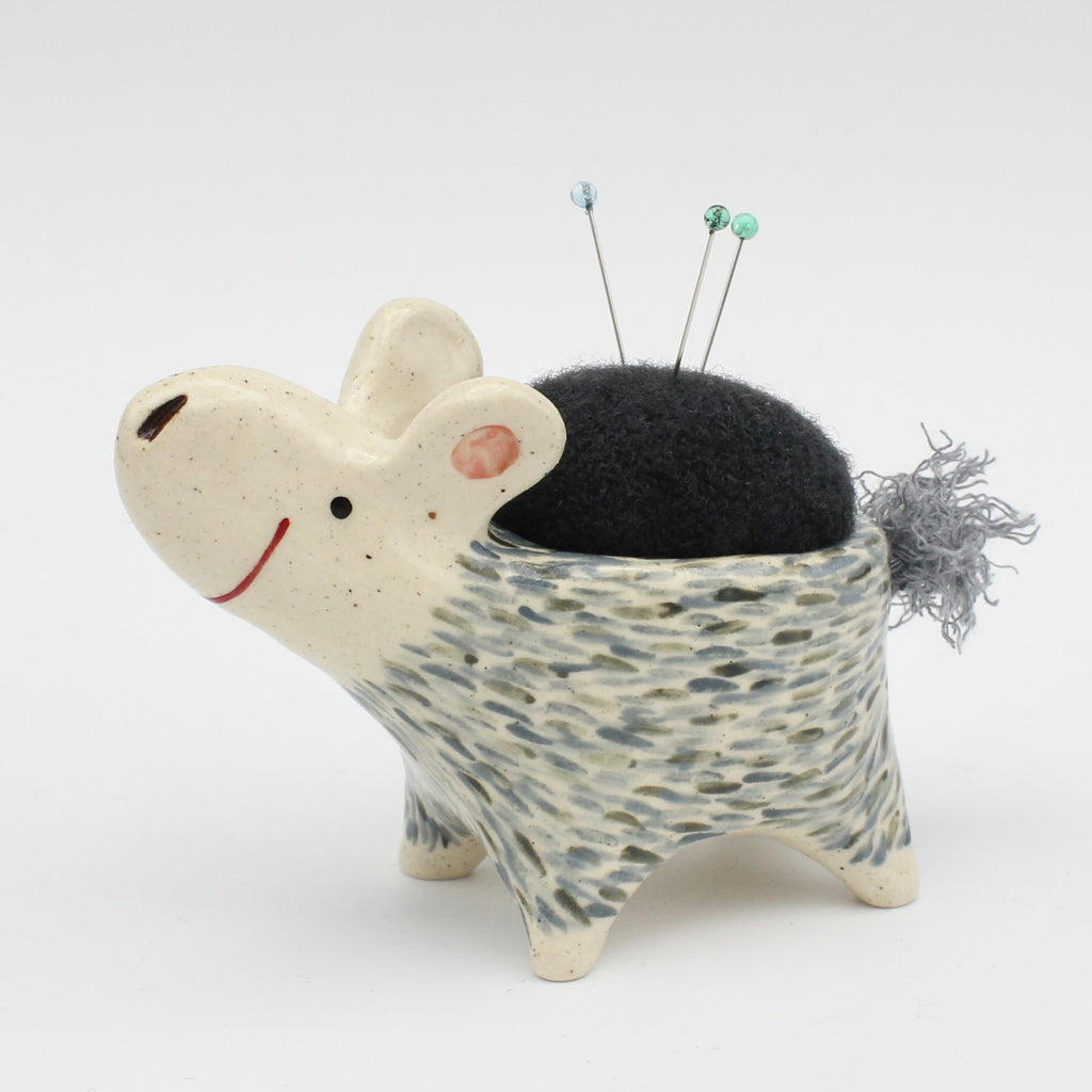 Sidekick Pincushion – Fish Museum and Circus