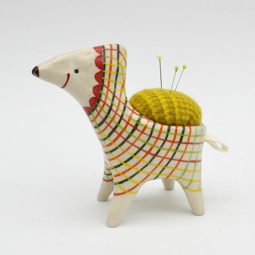 Sidekick Pincushion – Fish Museum and Circus