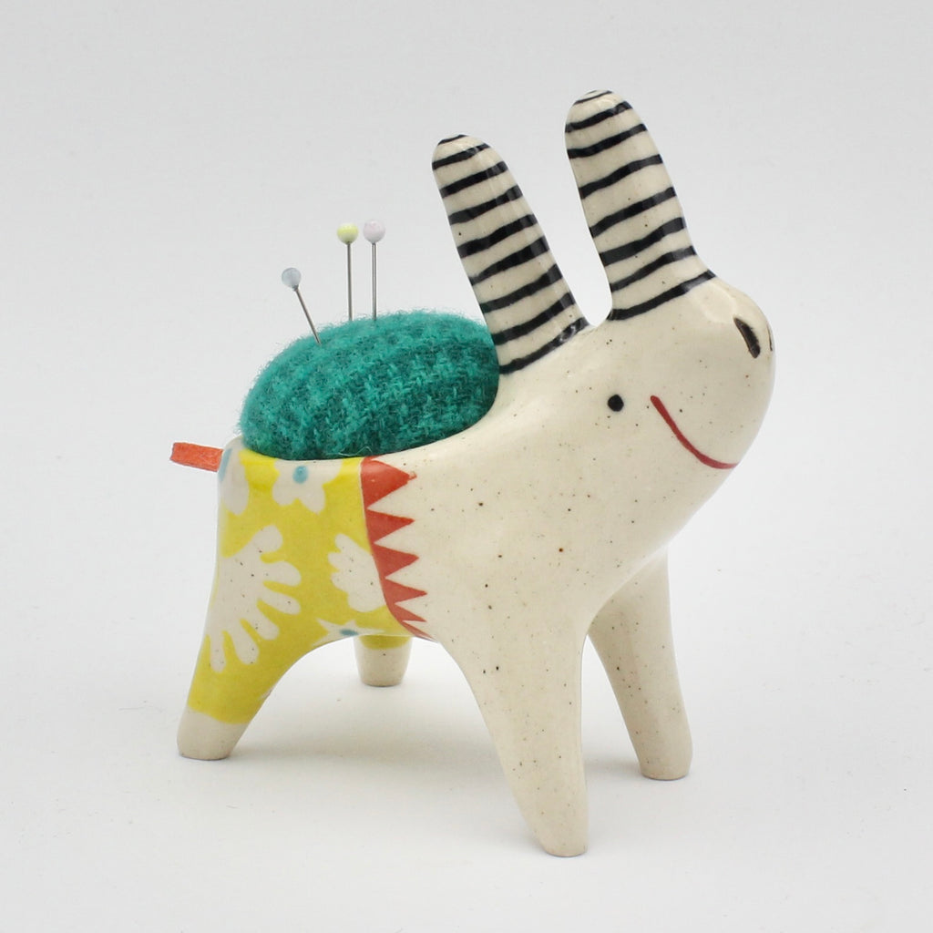 Sidekick Pincushion – Fish Museum and Circus