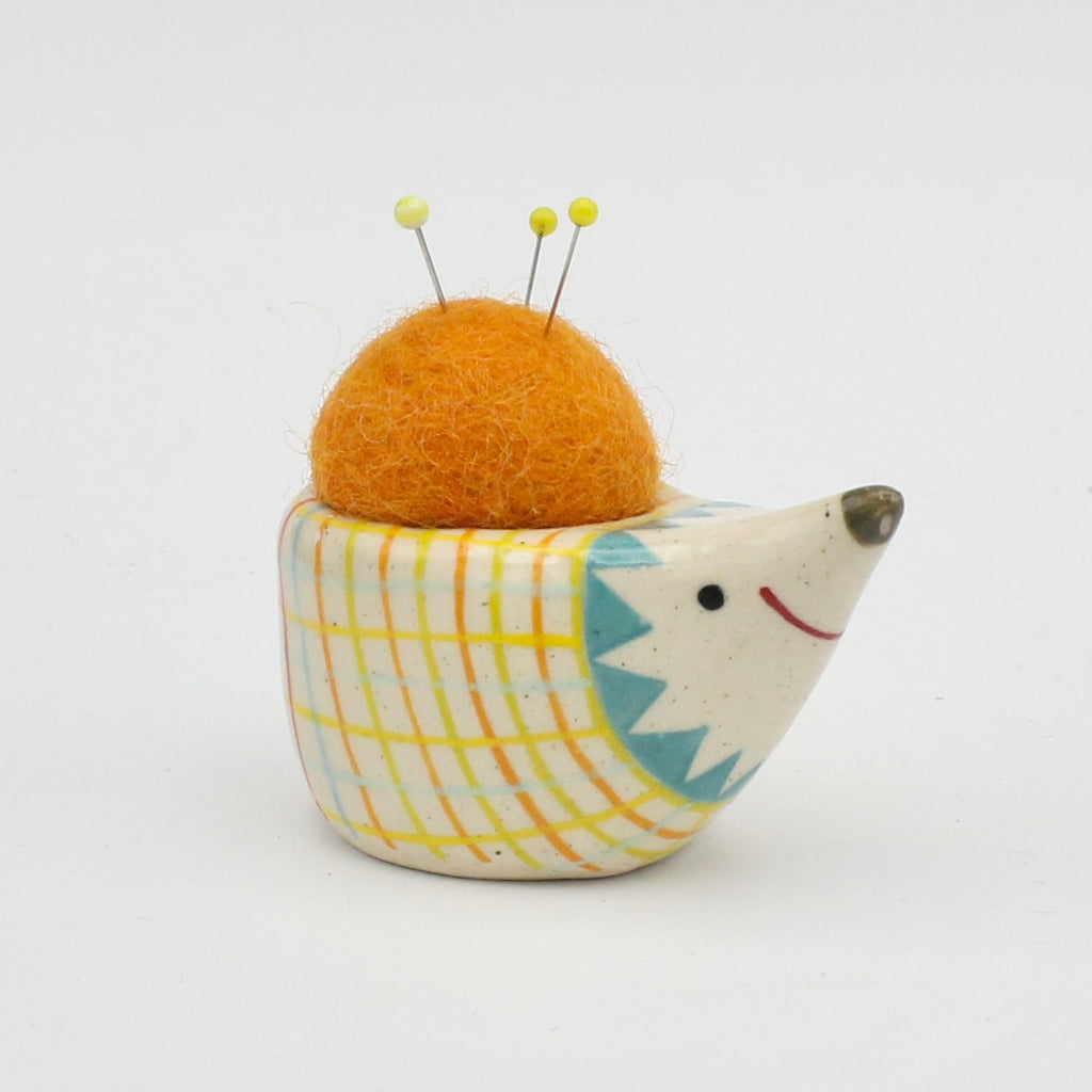 Sidekick Pincushion-Small with Wool Ball – Fish Museum and Circus