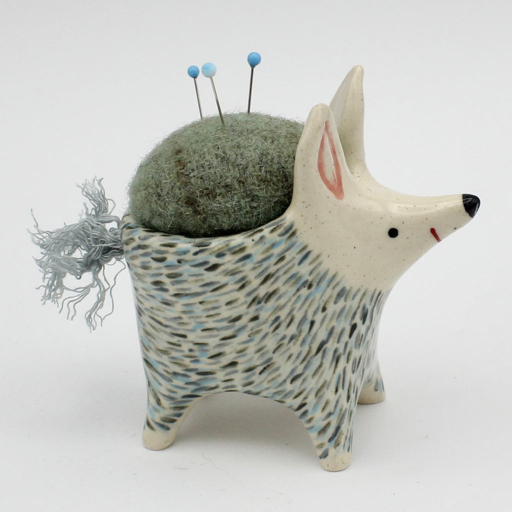 Sidekick Pincushion – Fish Museum and Circus
