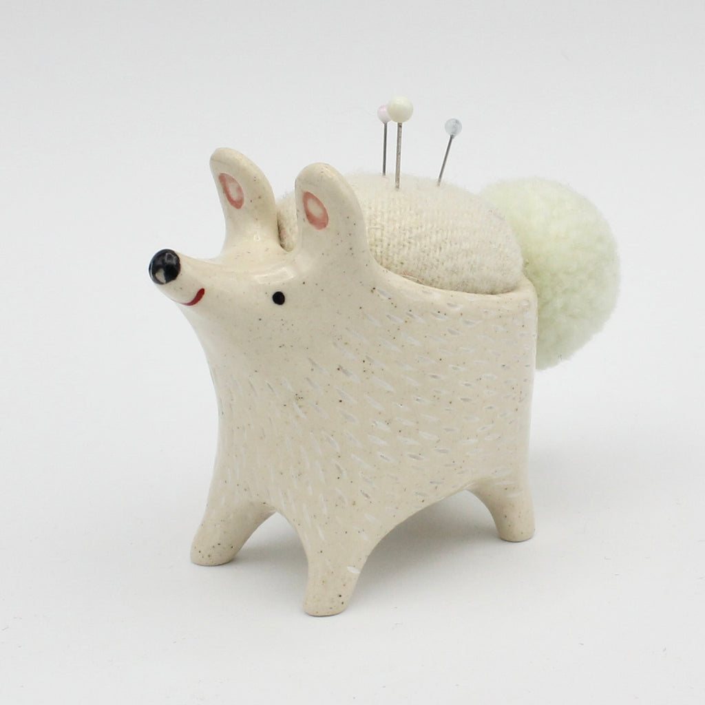 Sidekick Pincushion – Fish Museum and Circus