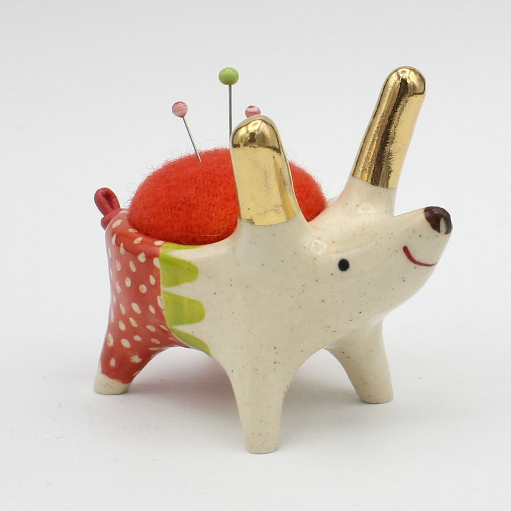 Sidekick Pincushion with Gold Luster – Fish Museum and Circus