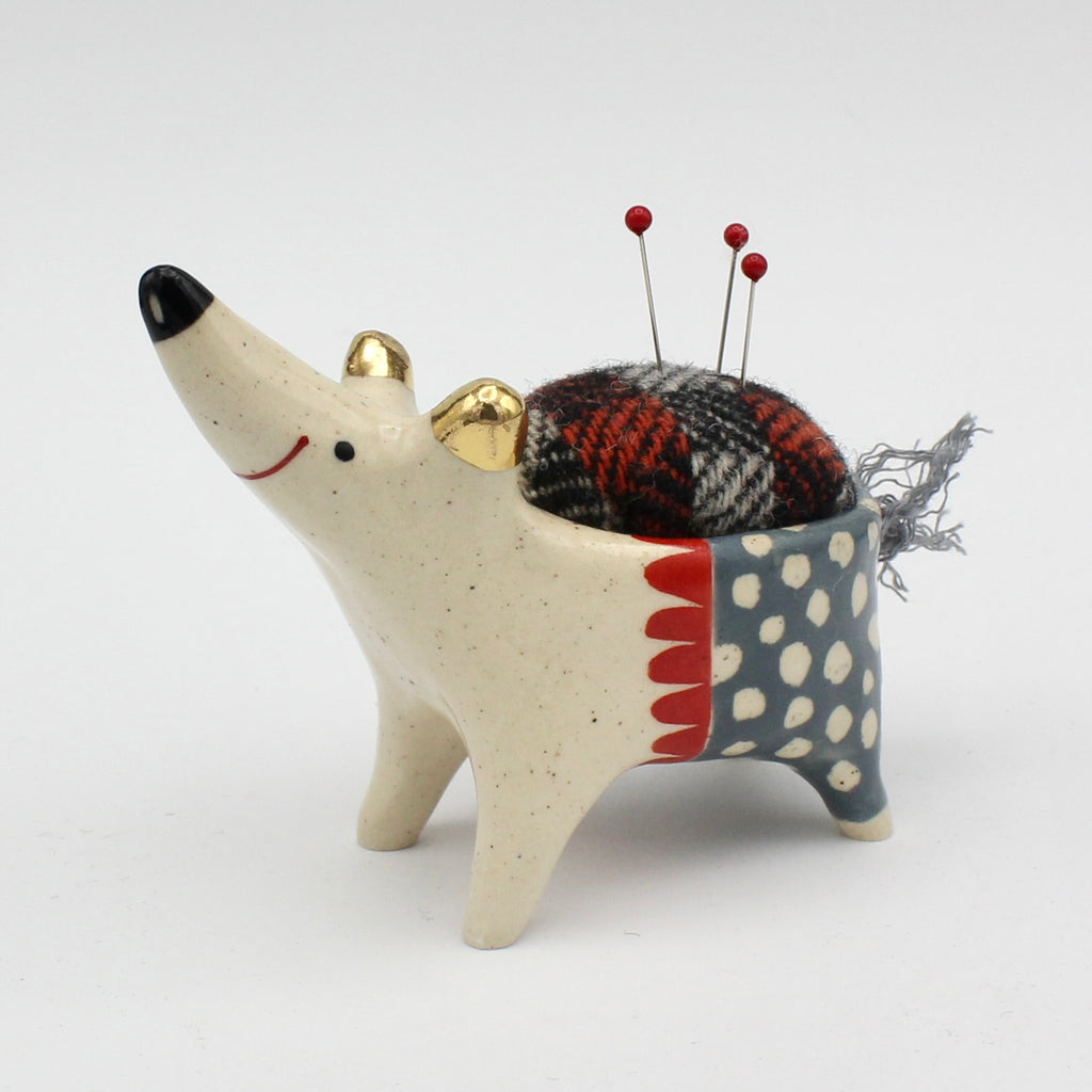 Sidekick Pincushion with Gold Luster – Fish Museum and Circus
